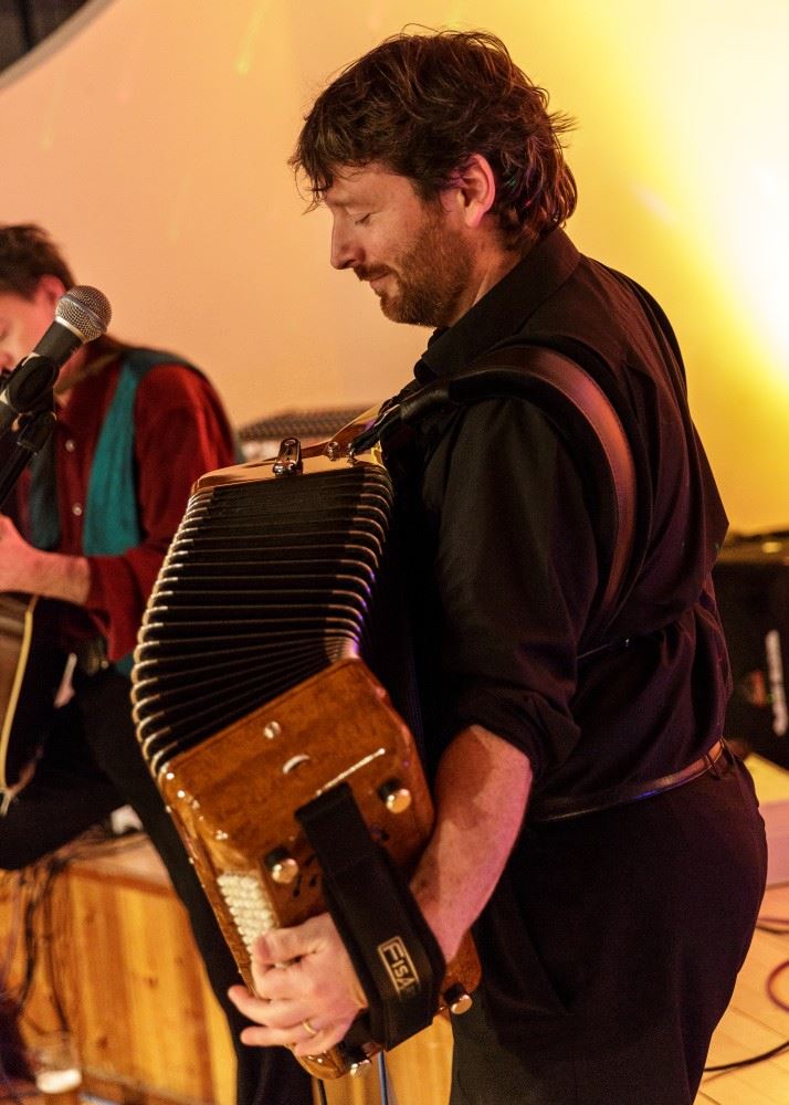 The Band – Iron Broo Ceilidh Band